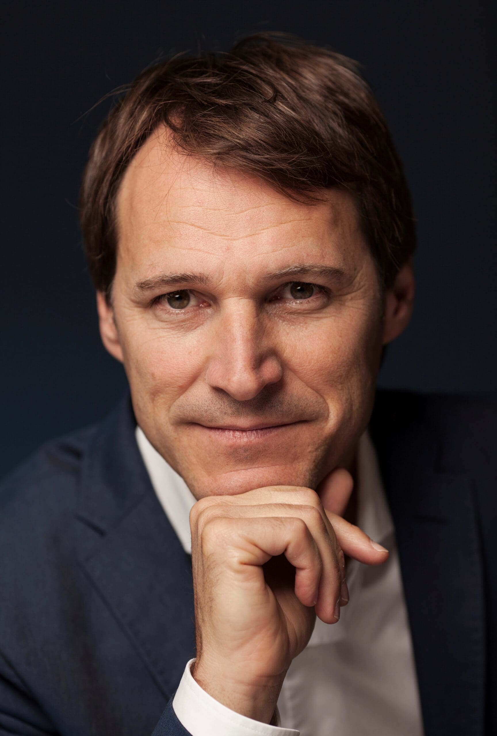 Rolf Dobelli - Entrepreneur & Author | LEADING MINDS