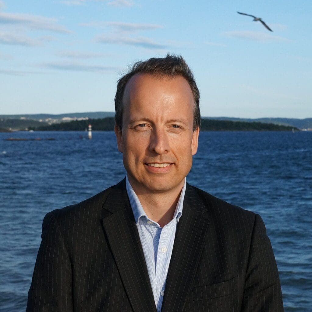 Experts & Keynote Speaker | LEADING MINDS