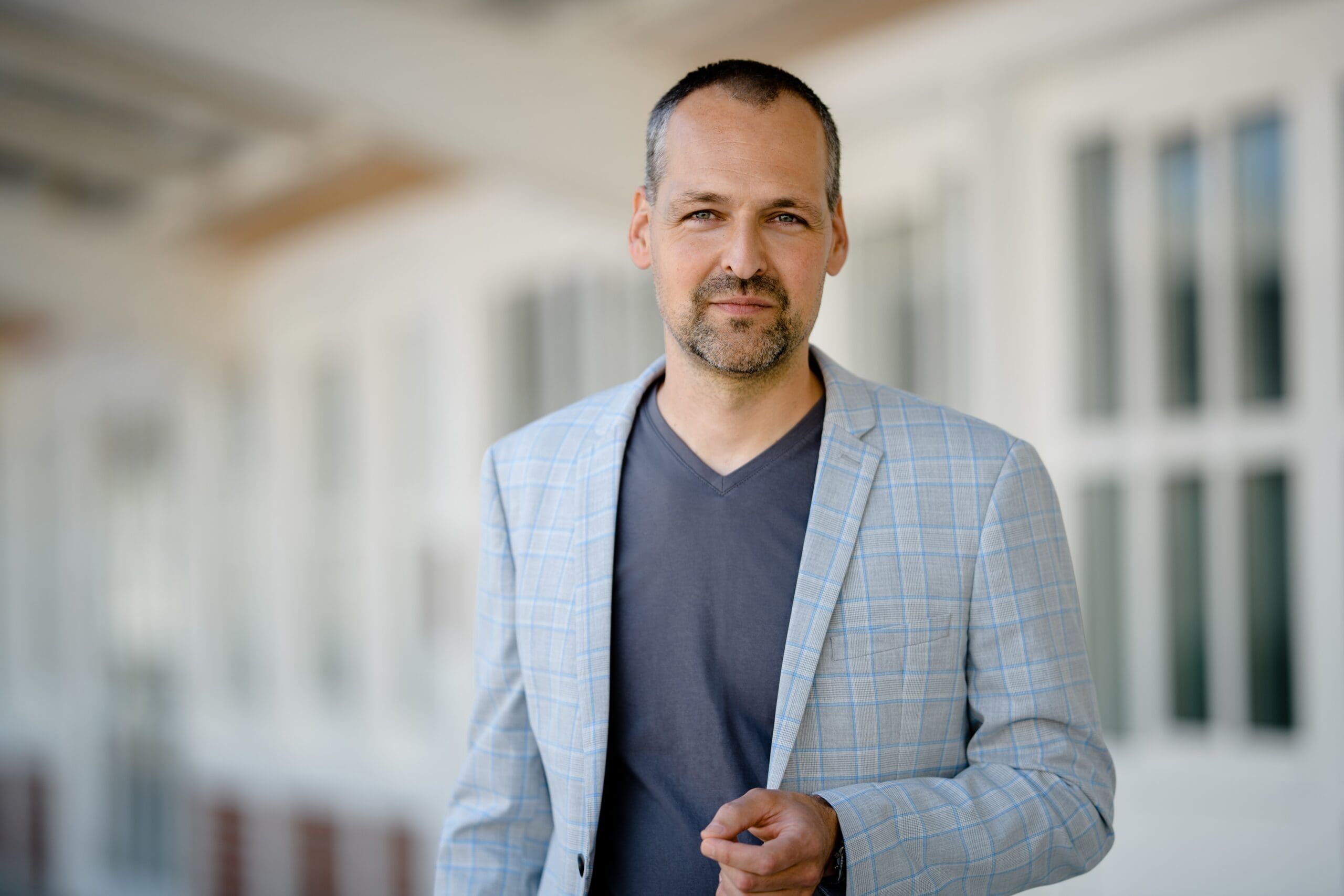 Tobias Endler - Expert Economy & Politics | LEADING MINDS